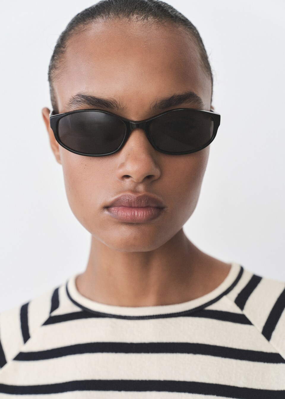 Striped round-neck sweatshirt - Women | MANGO United Kingdom