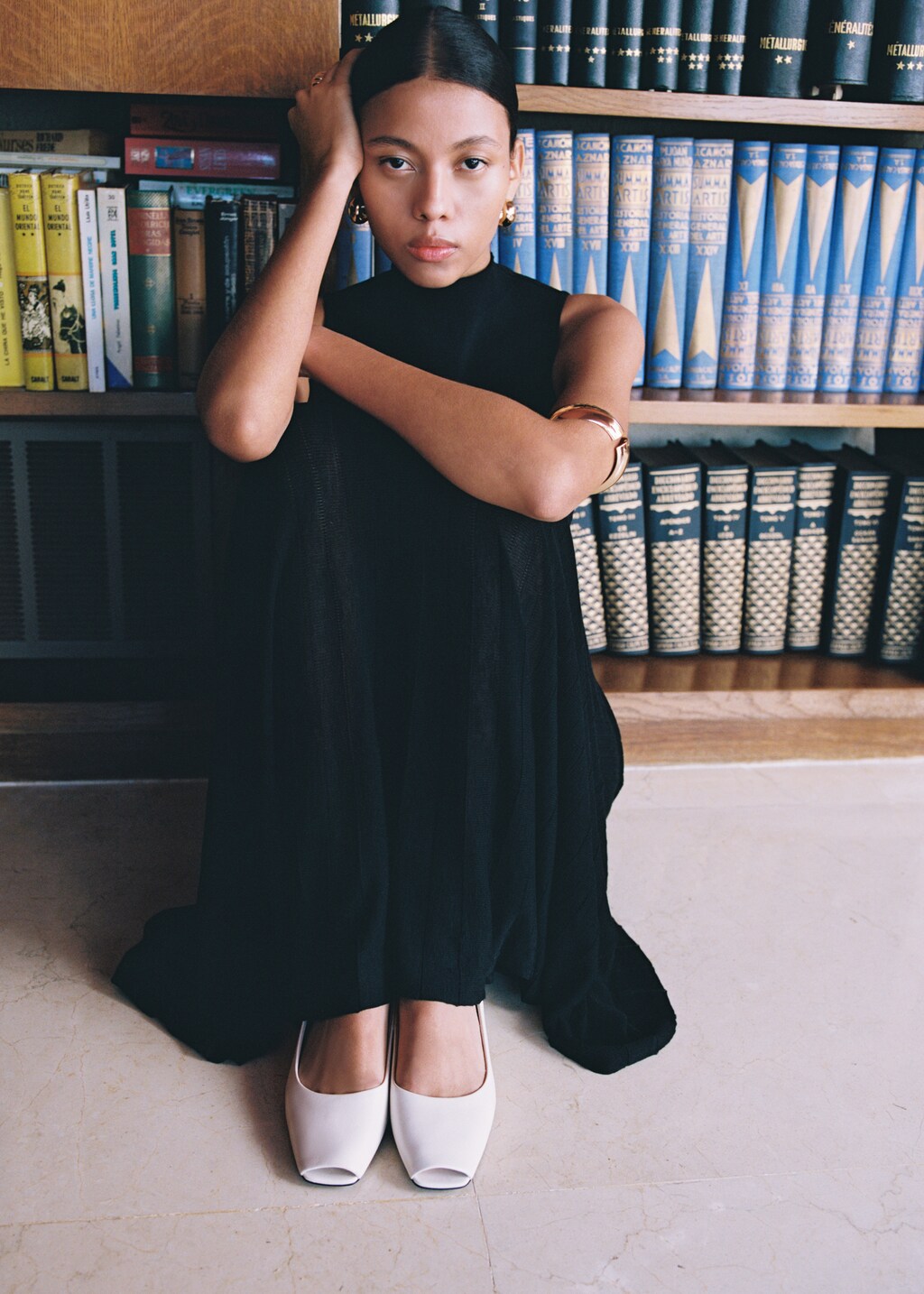 Open-toe leather shoes - Women | MANGO USA