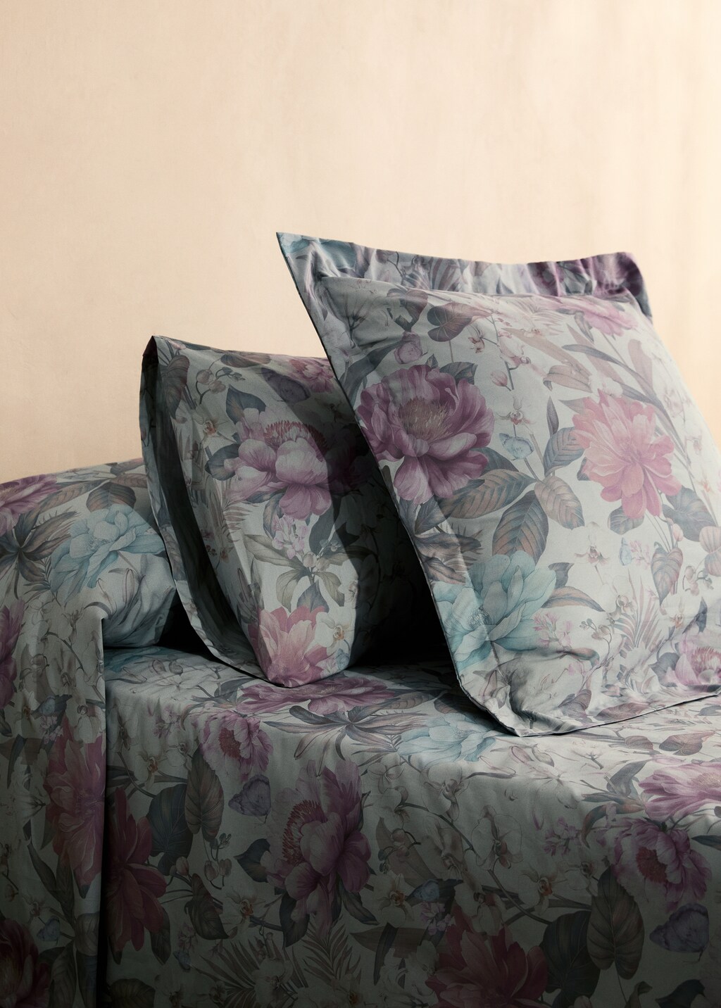 Two cotton percale multi-colored floral-print pillowcases 60x60 cm ...