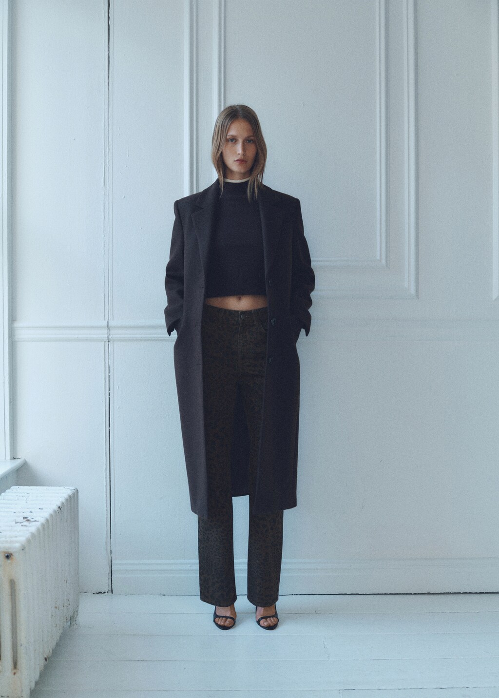 Leopard-print straight jeans - Women | MANGO Georgia