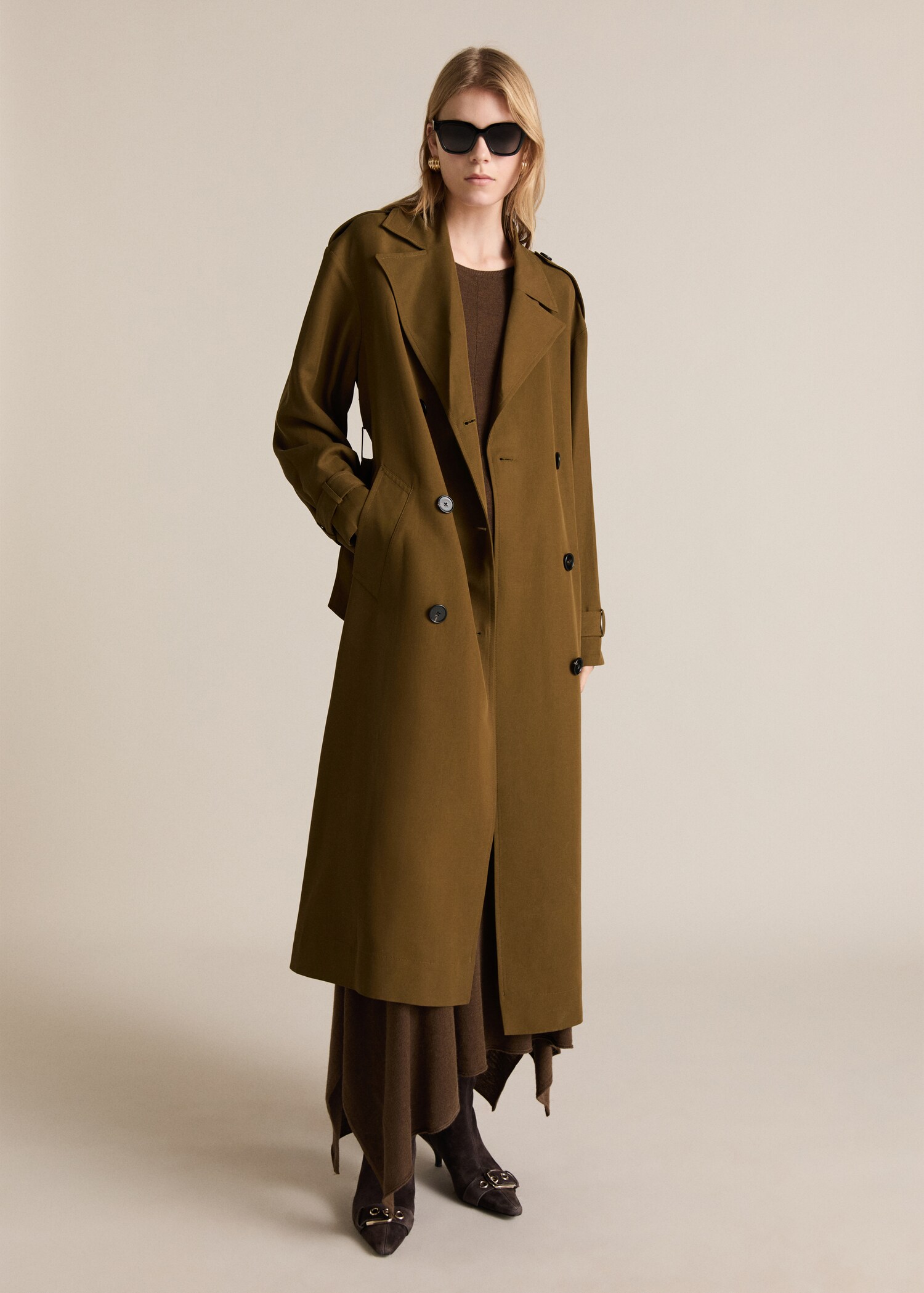 Oversized long lyocell trench coat - Women | MANGO United Kingdom