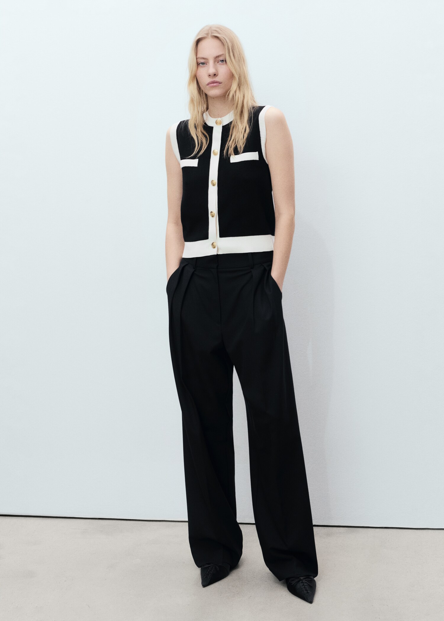 Knitted waistcoat with contrast piping - Women | MANGO USA